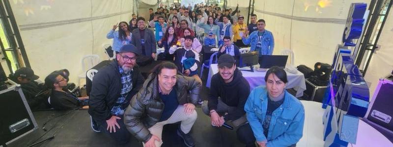 Con talento y creatividad digital, se realizó en Pasto la Hackatón CiberPaz 2025