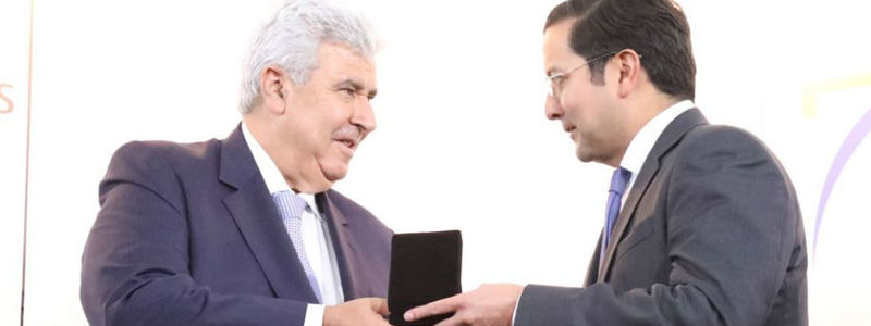 MinTIC condecora con la Medalla Manuel Murillo Toro a RCN Radio